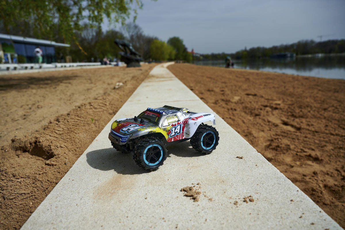 Dickie RC Race Trophy 24cm gumowe koła 080012 | ZABAWKI \ Pojazdy ...